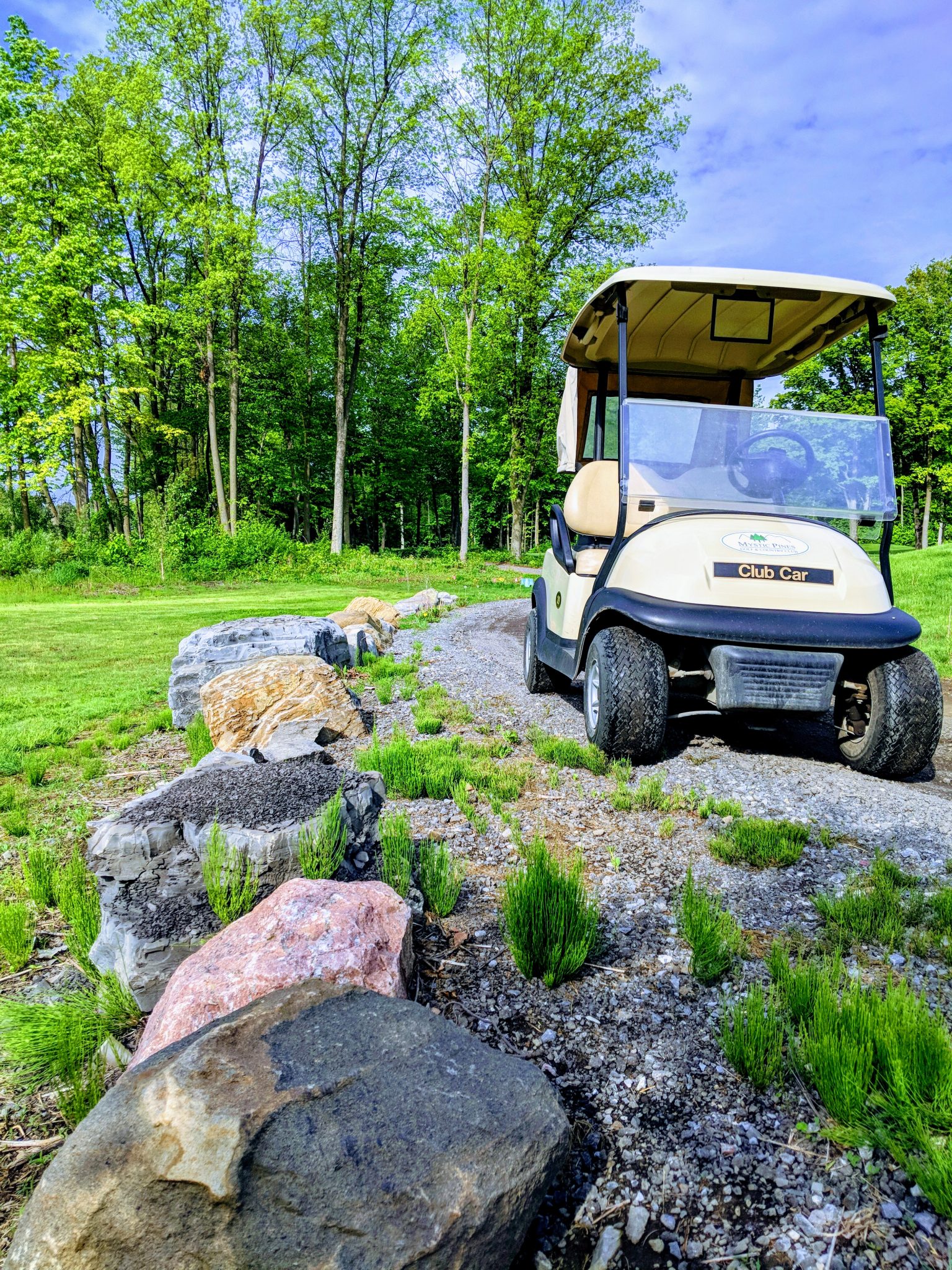 The course – Mystic Pines Golf